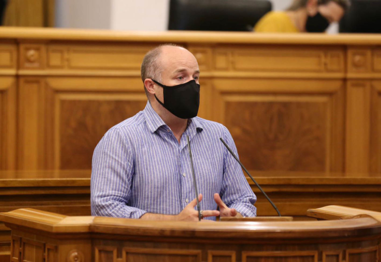 Alejandro Ruiz abandona la política y vuelve a la abogacía en Guadalajara