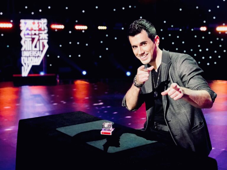 Adrián Vega, el alcarreño quinto mejor mago del mundo - ENCLM