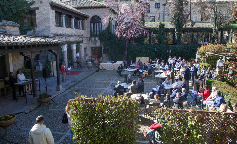 Tolón anuncia un nuevo Plan Estratégico de Turismo - ENCLM