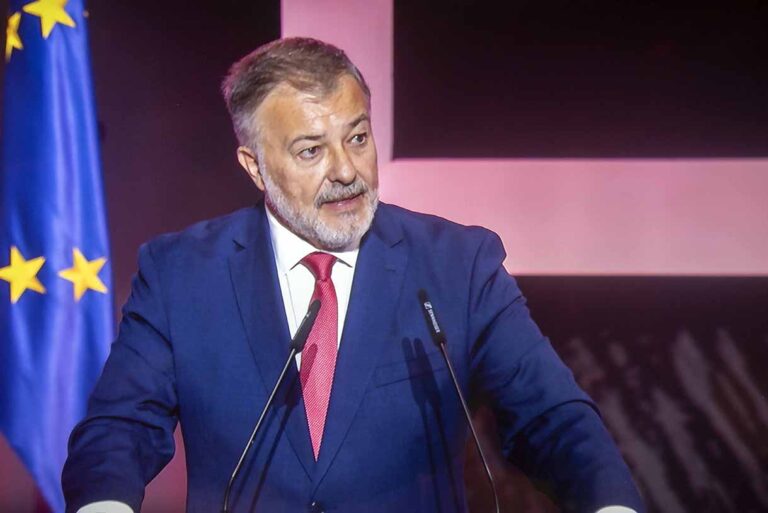 Dolz destaca que Cuenca seguirá "resistiendo" para "transformarse como ...